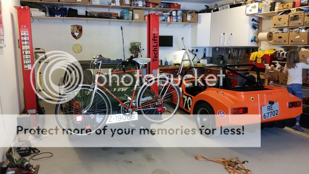 MG Midget Roof Rack / Surf Rack..... and now bike rack : MG Midget ...