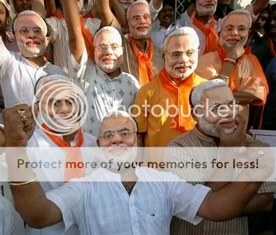 Narendra Modi’s Mask Mania:Gujarat 2007(Photo Feature) | DeshGujarat